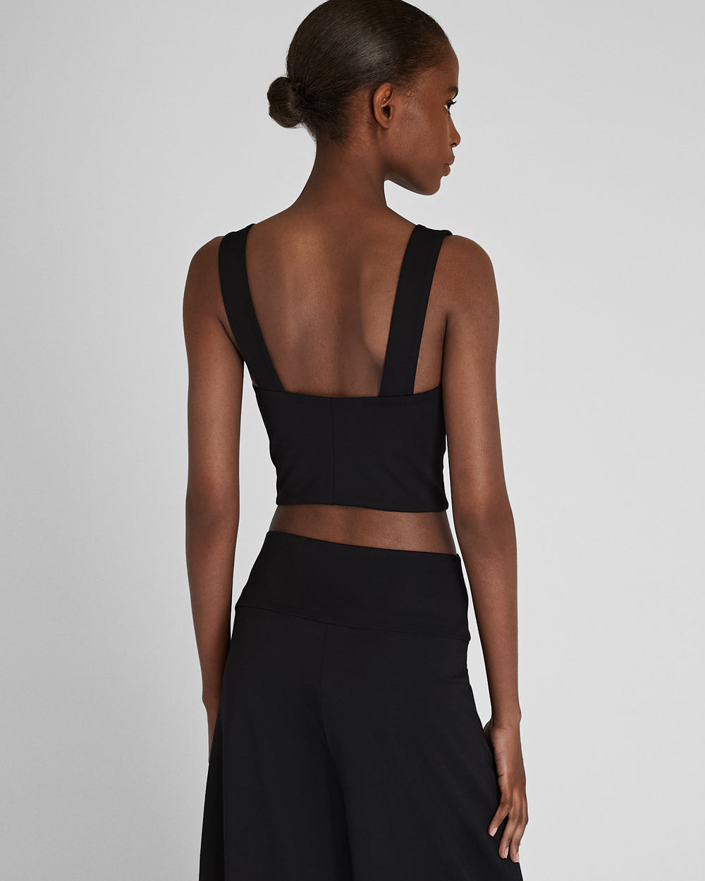 Women's Black Cropped Knit Tank | Club Monaco Corp, CA CA