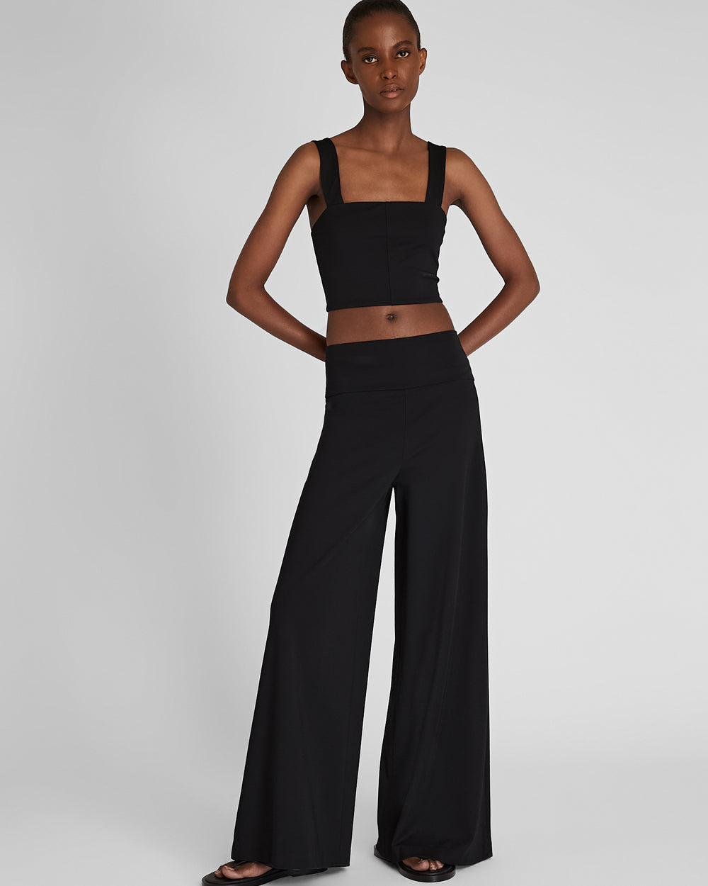 Women's Black Cropped Knit Tank | Club Monaco Corp, CA CA
