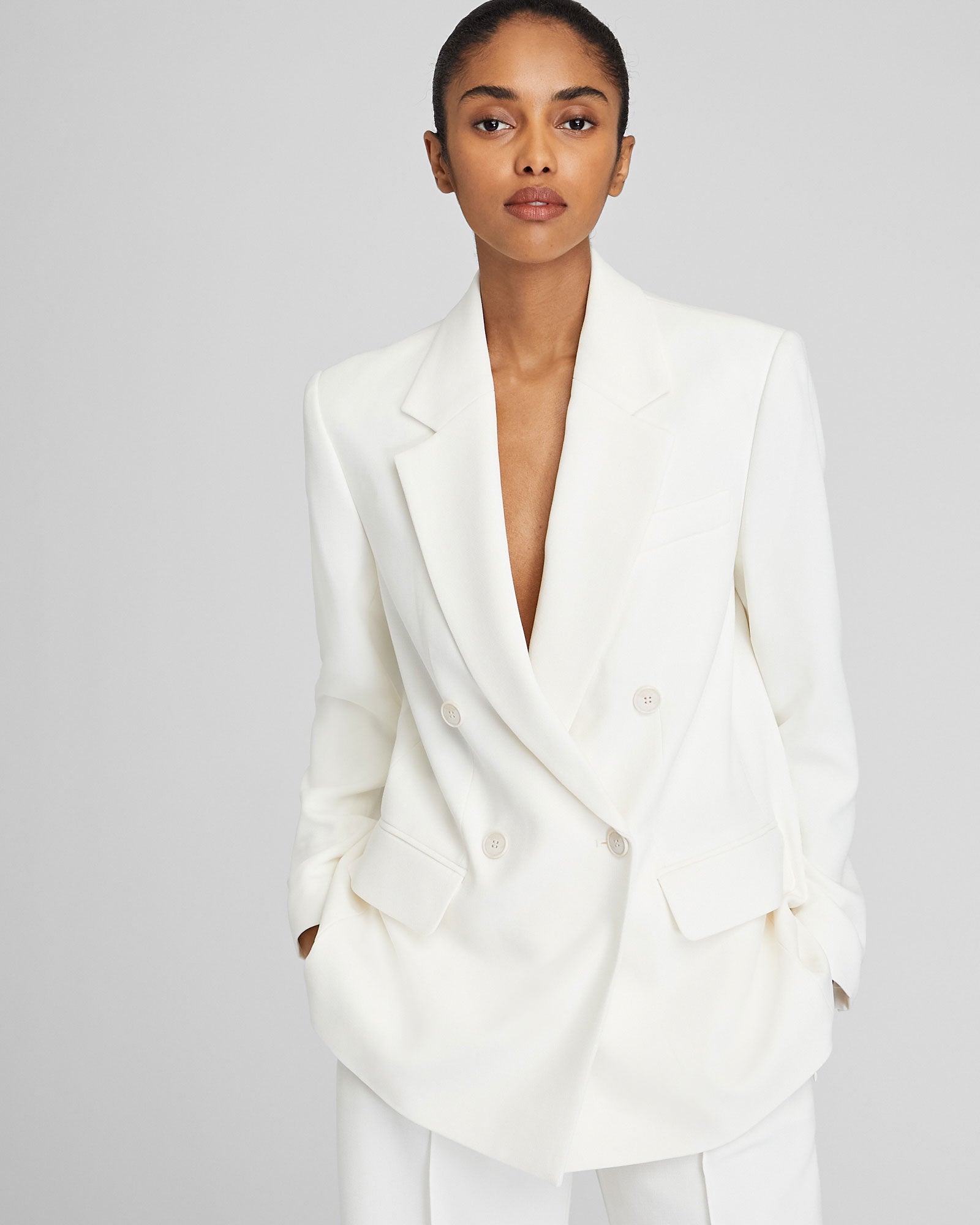 Women's Off White Relaxed Double Breasted Crepe Blazer | Club Monaco ...