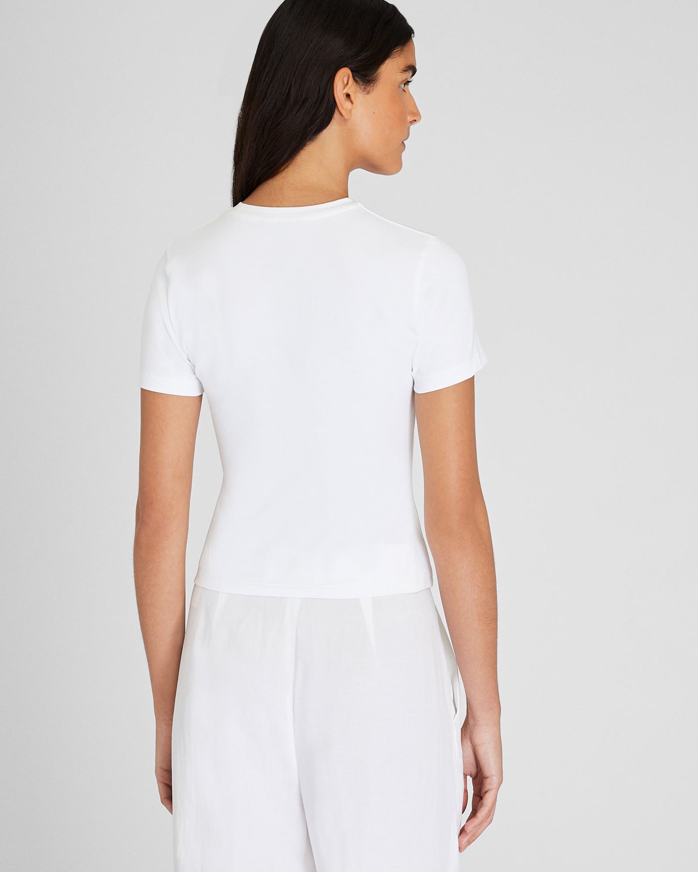 Women's White Contour Tee | CLUB MONACO CA