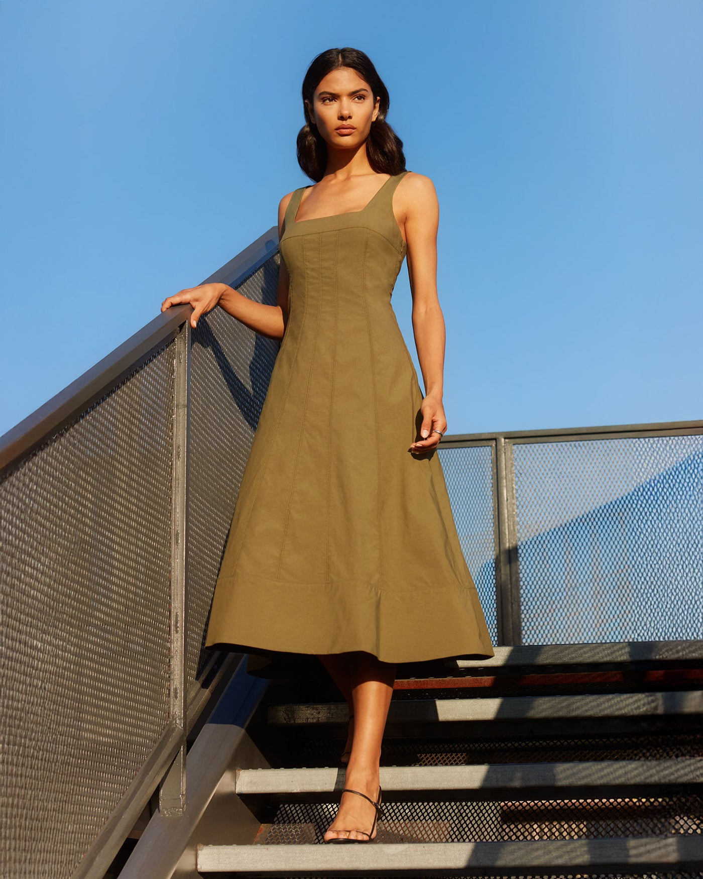 Women's Peat Moss Square Neck Midi Dress | CLUB MONACO CA