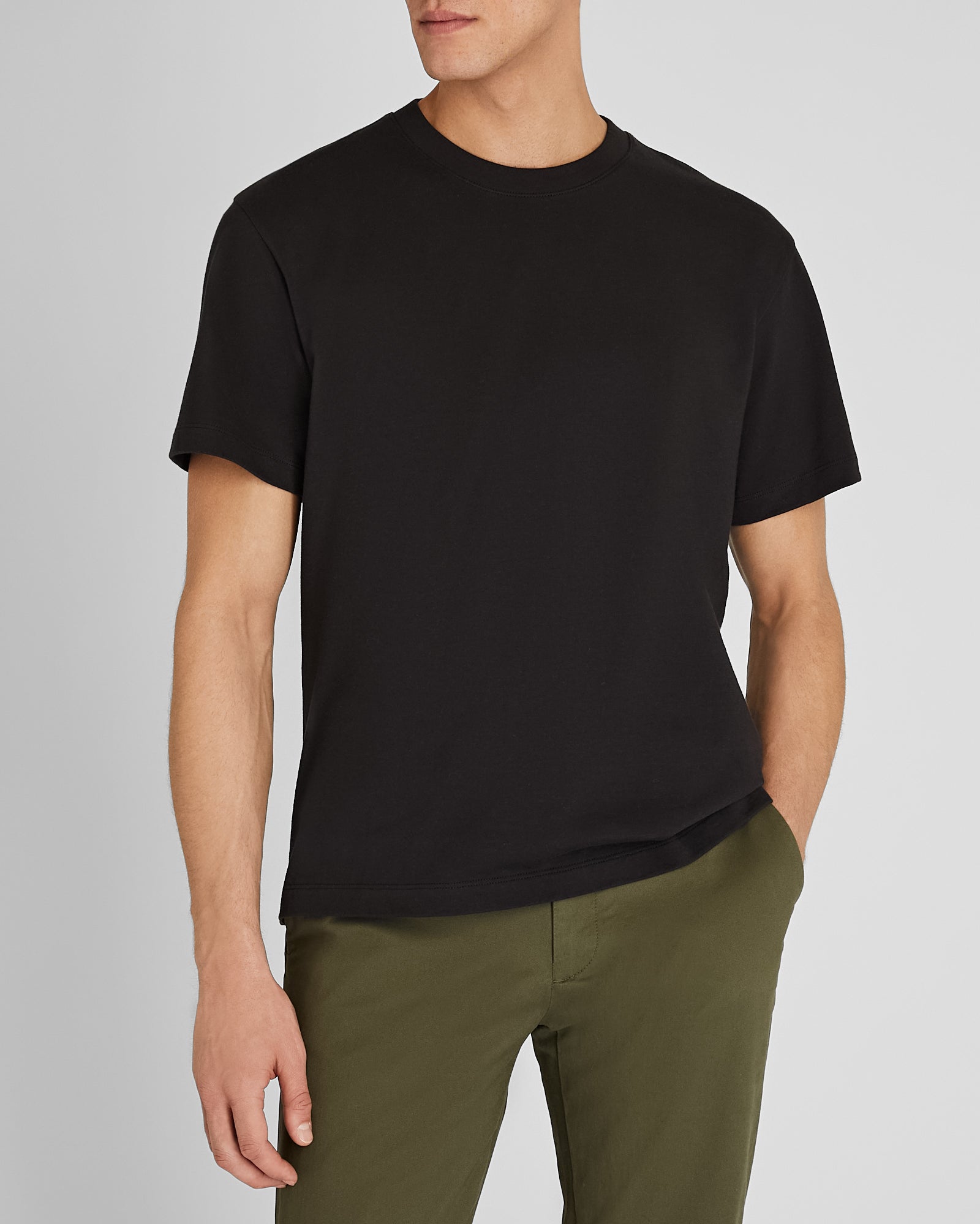 Men's Black Relaxed Fit T-Shirt | Club Monaco CA
